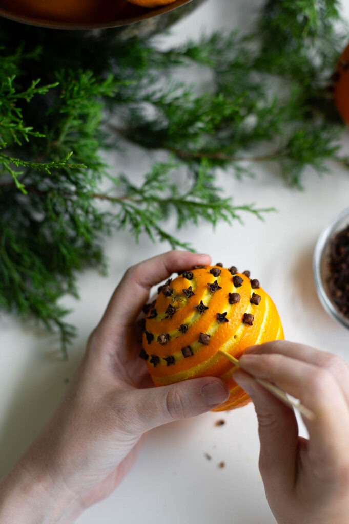 How To Make Orange Clove Pomander Balls For Christmas - A Home Is Announced