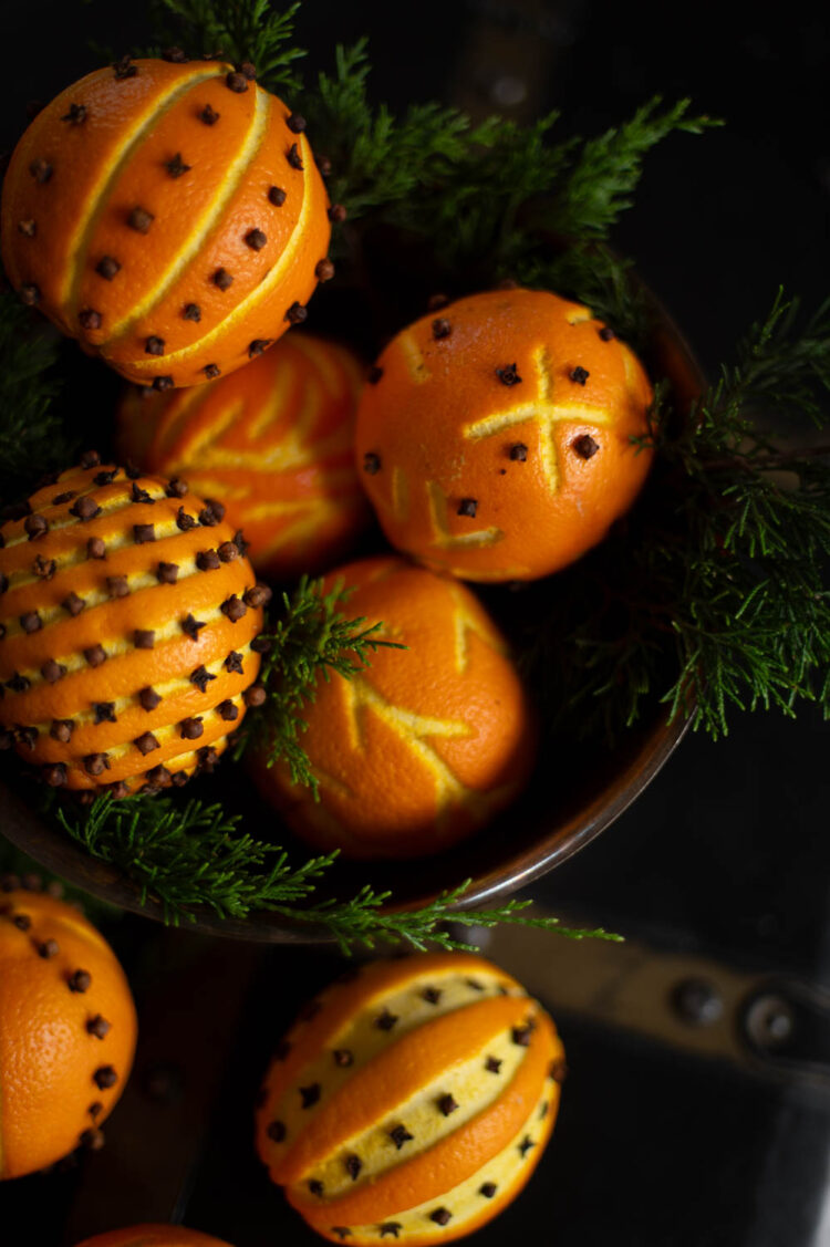 How To Make Orange Clove Pomander Balls For Christmas - A Home Is Announced