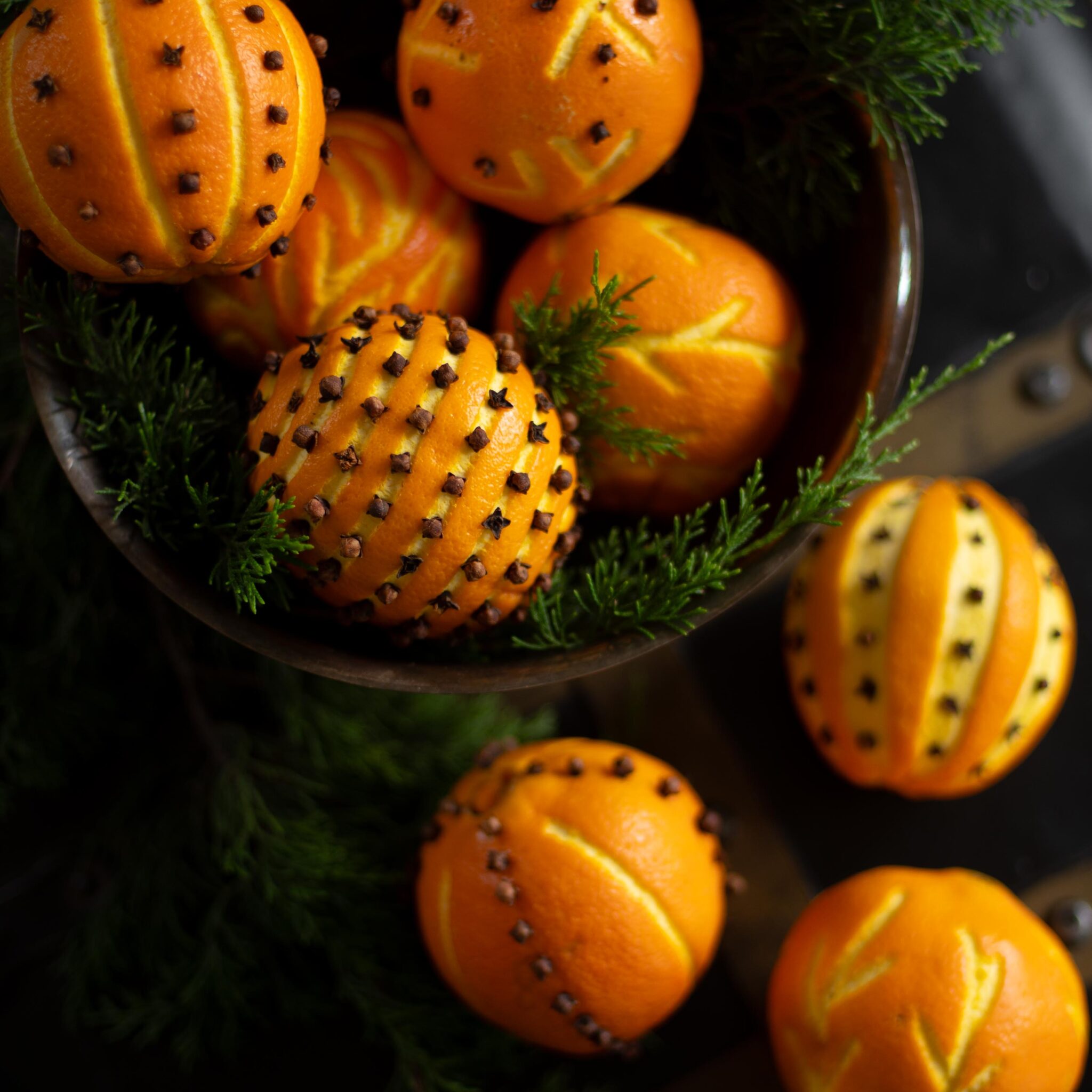 How To Make Orange Clove Pomander Balls For Christmas - A Home Is Announced