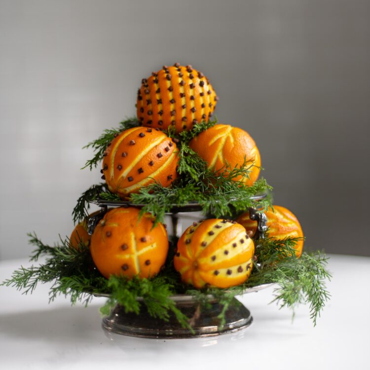 Easy Orange Pomander Ball Natural Christmas Decor Centerpiece - A Home ...