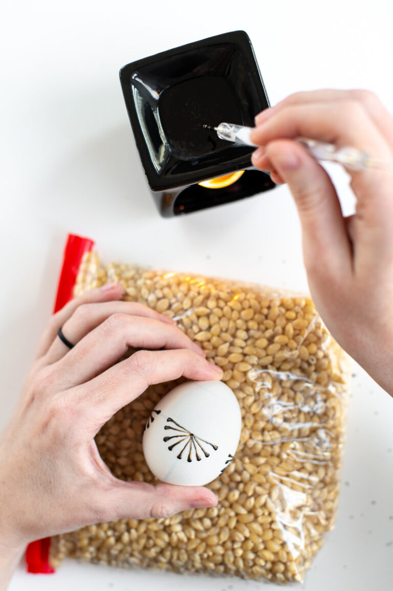 How To Make Wax Resist Easter Eggs Without Special Tools (Easy Pysanky ...